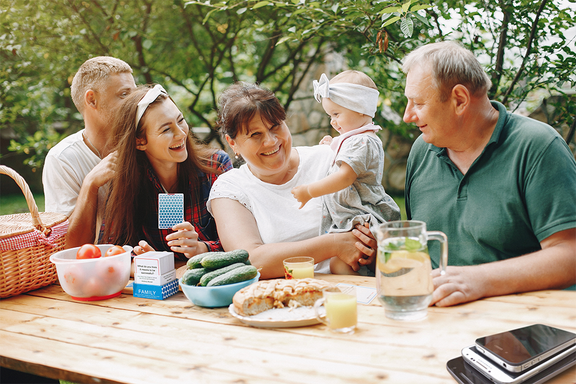 Tips for Great Dinner Party Conversation – Talking Point Cards